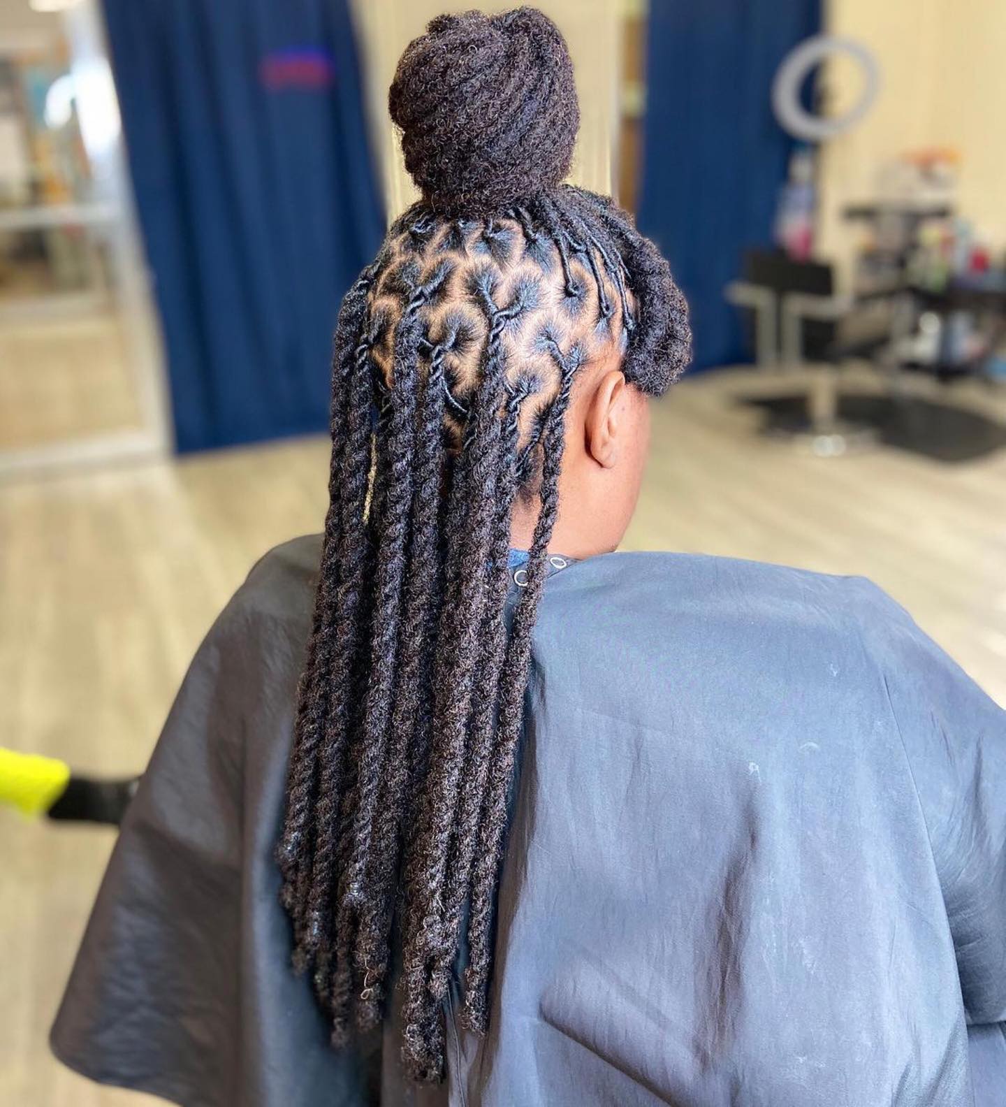 15 Loc Styles Ideas for Long Hair That Stun Instantly – coolhairstyles.org